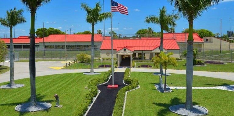 FCI Miami Federal Prison - Miami Correctional Facility